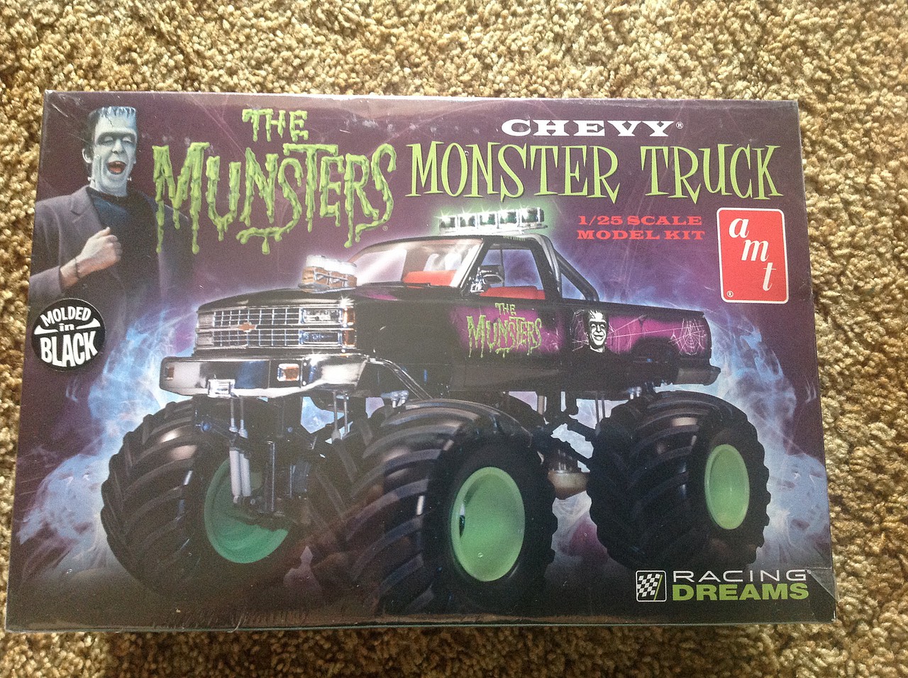 Chevrolet Munster Monster Truck -- Plastic Model Vehicle Kit -- 1/25 ...