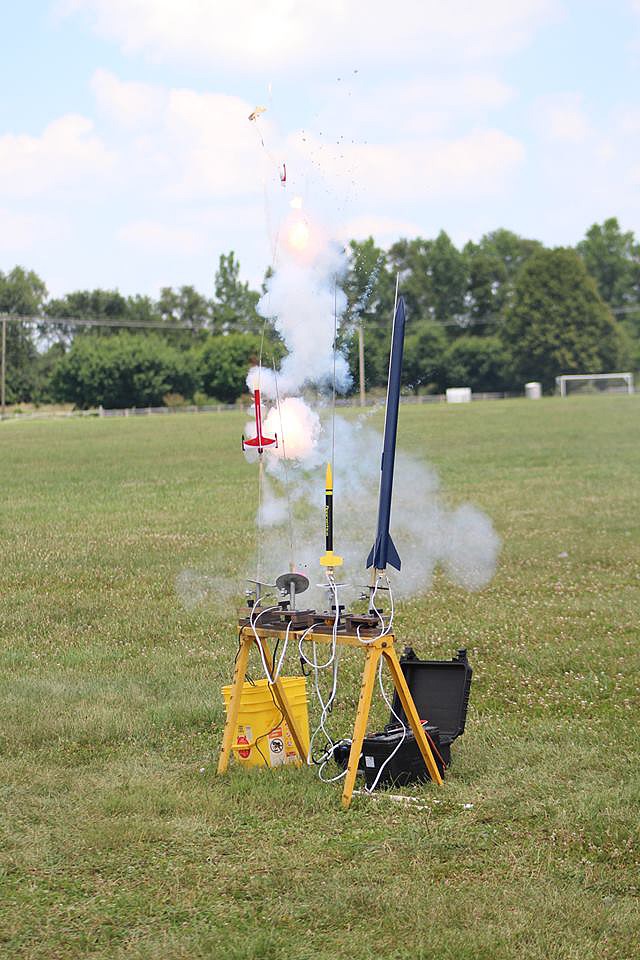 Gallery Pictures Estes Puma Level 3 Model Rocket Kit #7256