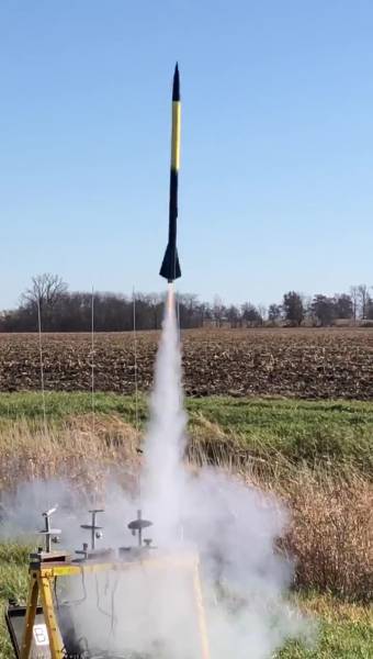 Vapor -- Model Rocket Kit -- Skill Level 3 -- #7294 pictures by wallyum ...