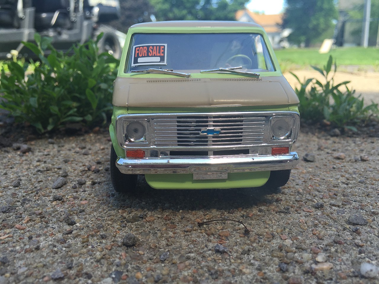 1977 Chevy Van -- Plastic Model Truck Kit -- 1/24 Scale -- #857221 ...
