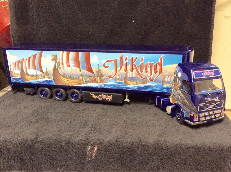 Gallery Pictures Italeri Volvo FH16 Viking Tractor Cab Plastic Model ...