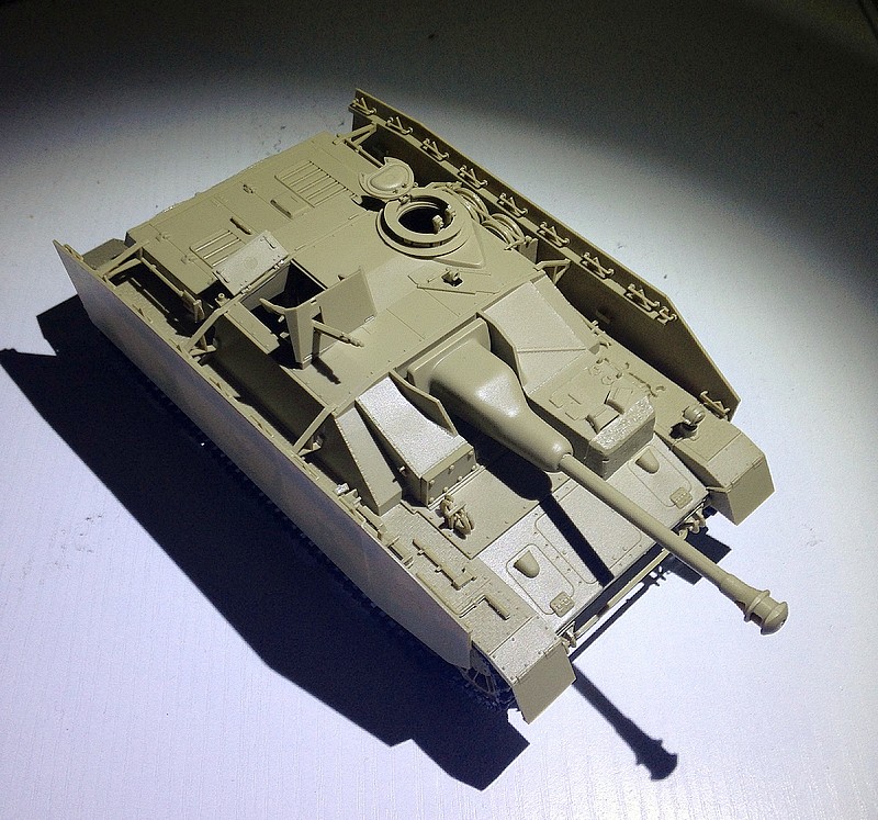 German Sturmgeschutz IV Tank -- Plastic Model Military Vehicle Kit -- 1 ...