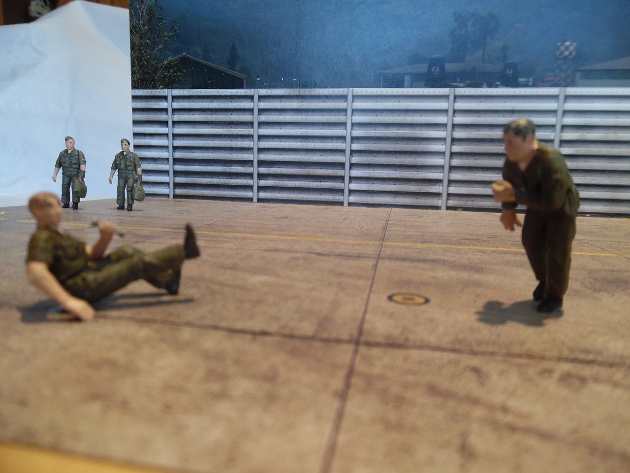 US Ground Crew A -- Plastic Model Military Figure -- 1/48 Scale ...