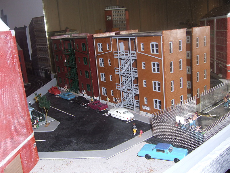 Parkview Terrace Background Building - Kit -- HO Scale Model Railroad ...
