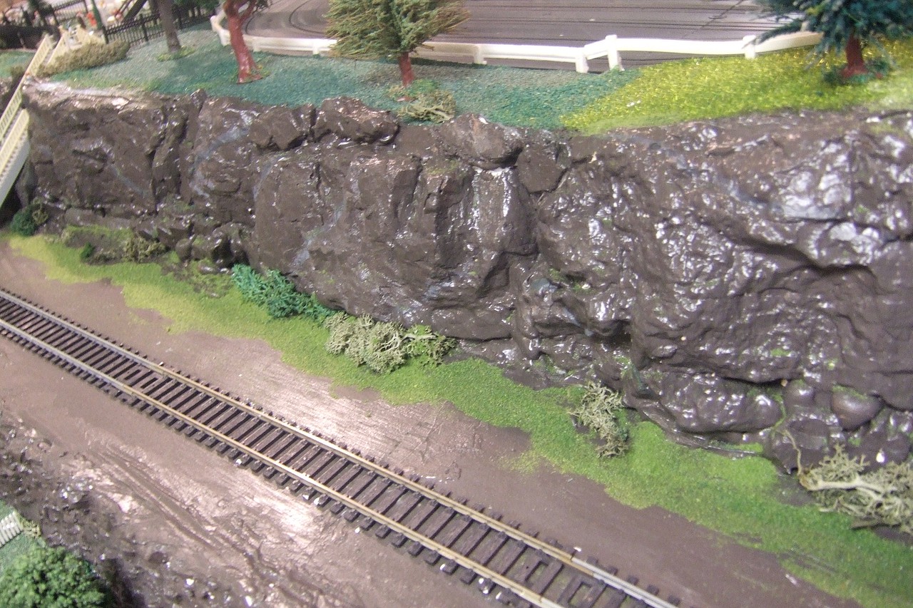 Base Rock Mold -- 10.5 x 5 -- Model Railroad Mold Accessory -- #c1243 ...