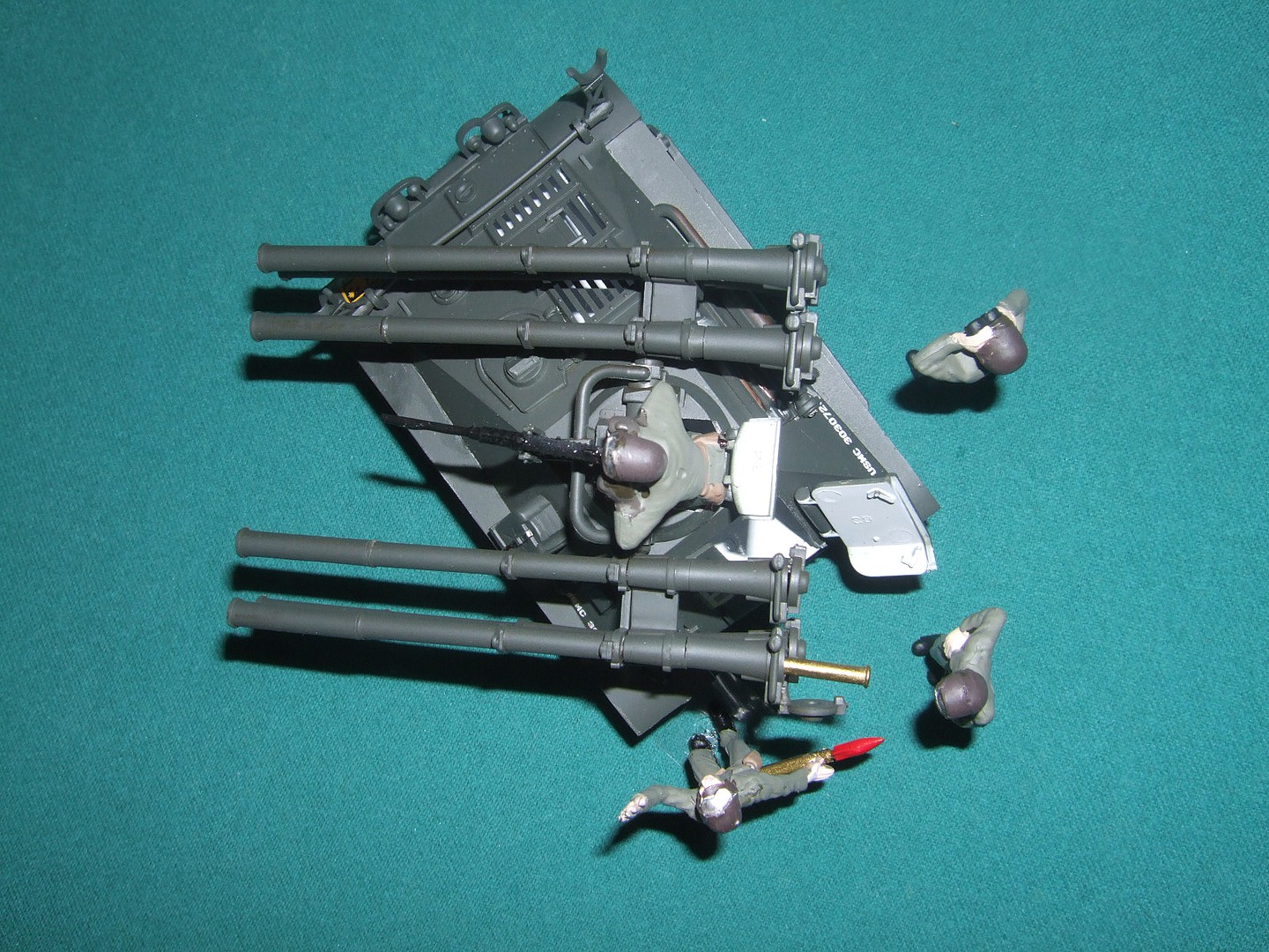 Ontos Renwal -- Plastic Model Military Vehicle Kit -- 1/32 Scale ...