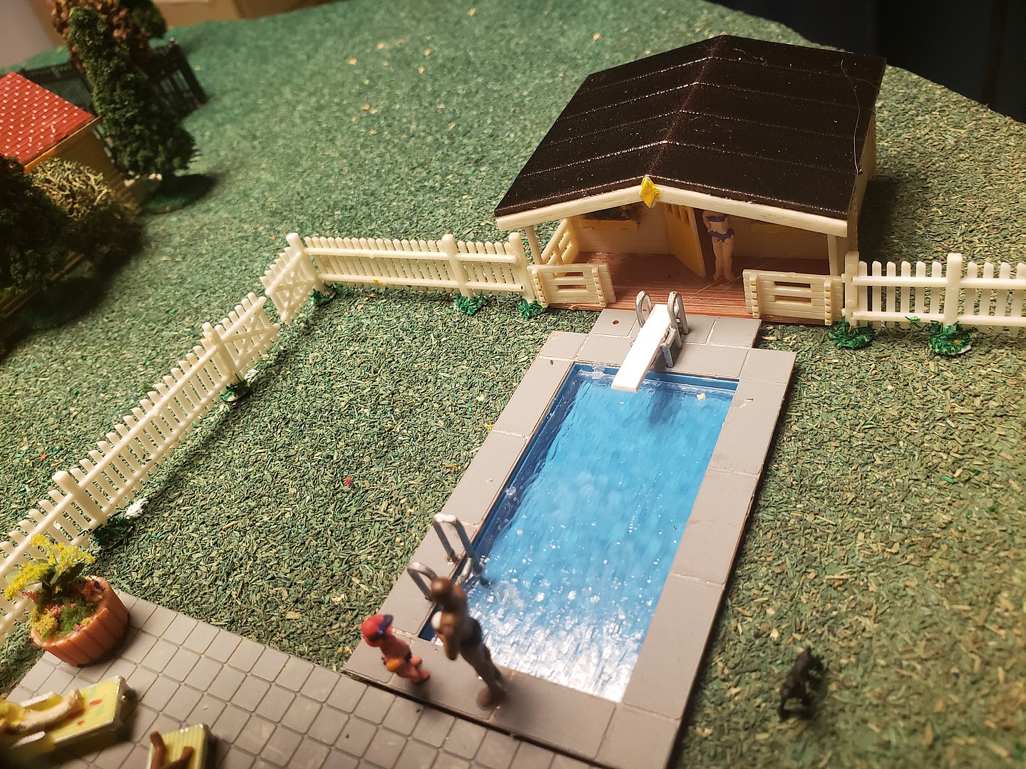 Gallery Pictures Faller Swimming Pool & Utility Shed Kit HO Scale Model ...
