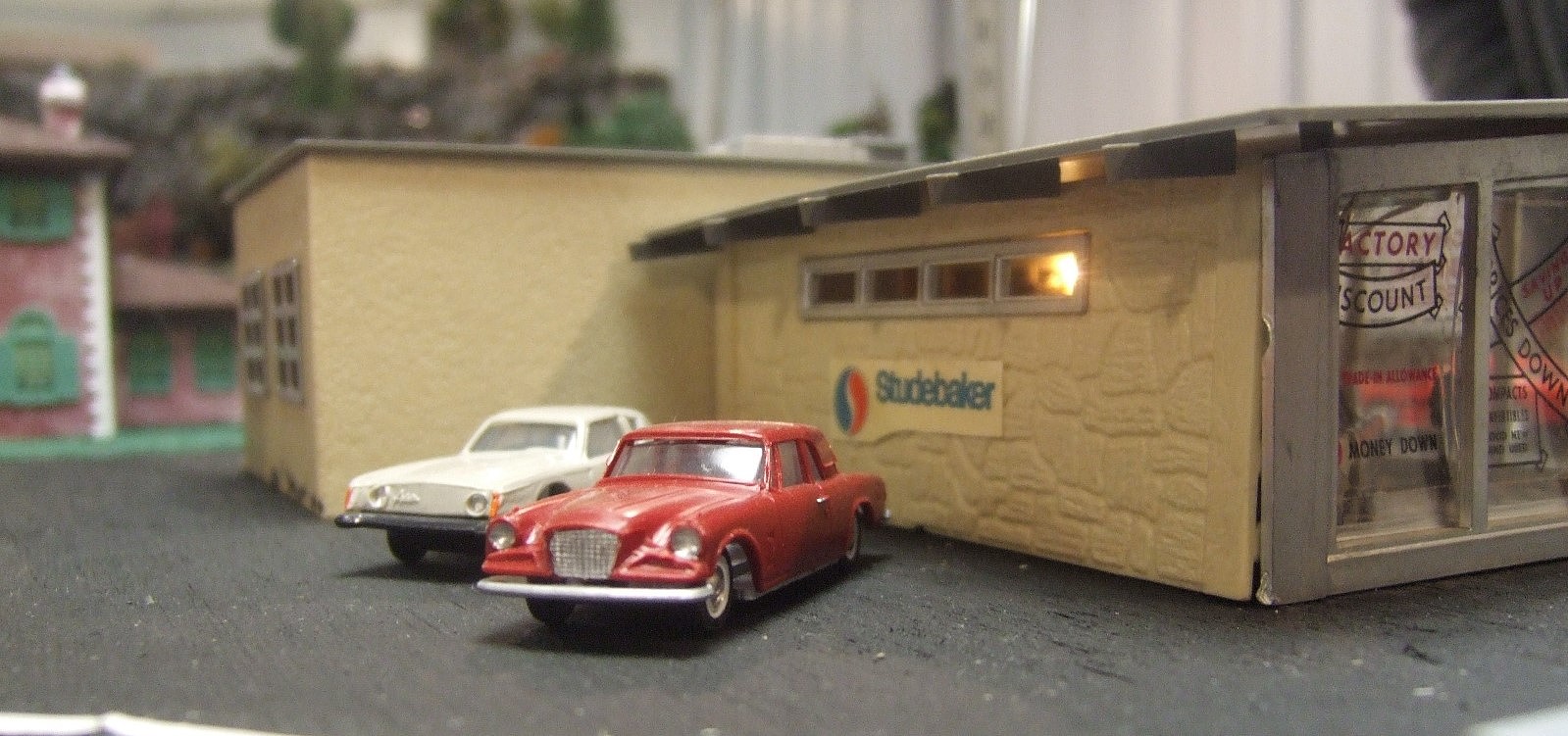 Gallery Pictures IKO Automobile Studebaker Hawk HO Scale Model Railroad ...