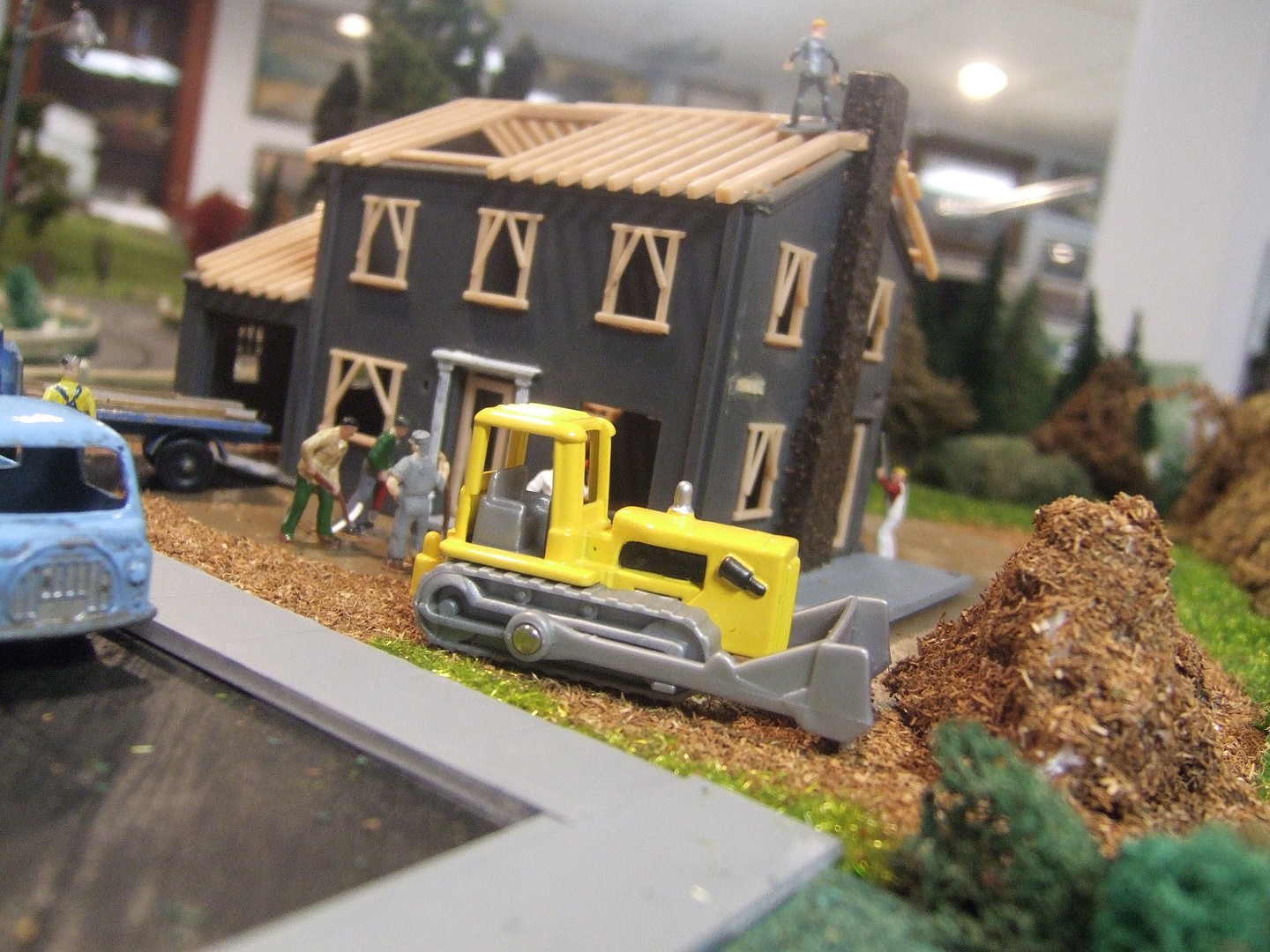 House Under Construction Snap Kit -- HO Scale Model Railroad Building ...