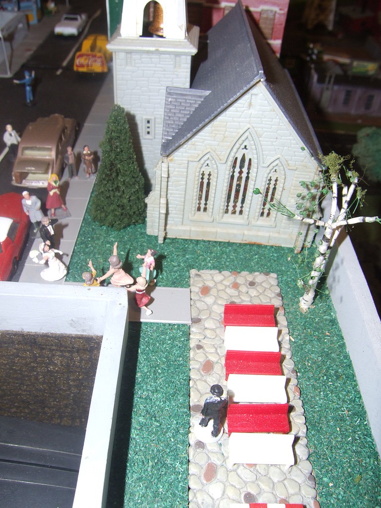 Cathedral Snap Kit -- HO Scale Model Railroad Building -- #45192 ...