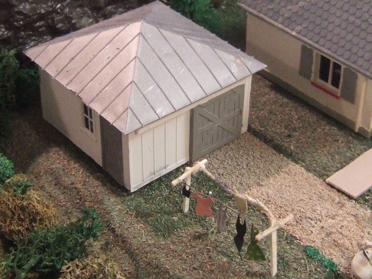 Laundry Lines - Kit -- HO Scale Model Railroad Building Accessory ...