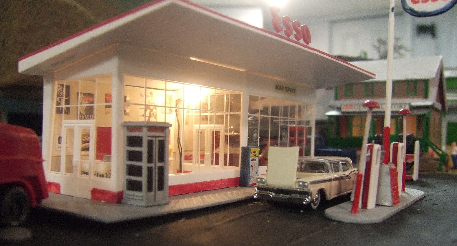 Telephone Booth Assembled Perma-Scene (4) -- HO Scale Model Railroad ...