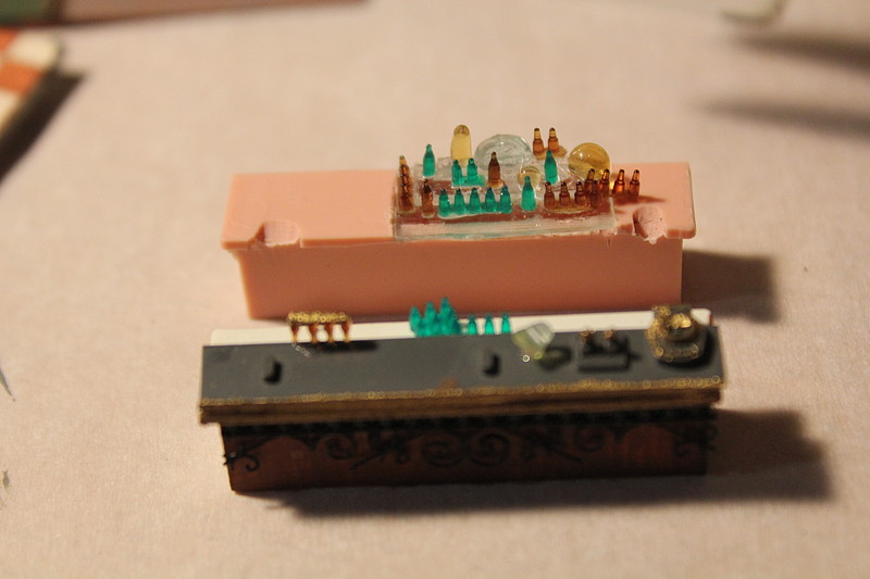 Beer Barrels & Crates with Bottles -- Model Railroad Building Accessory ...