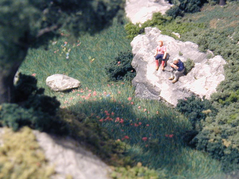 Recreation & Sports Hikers at Spring (6) -- Model Railroad Figures ...