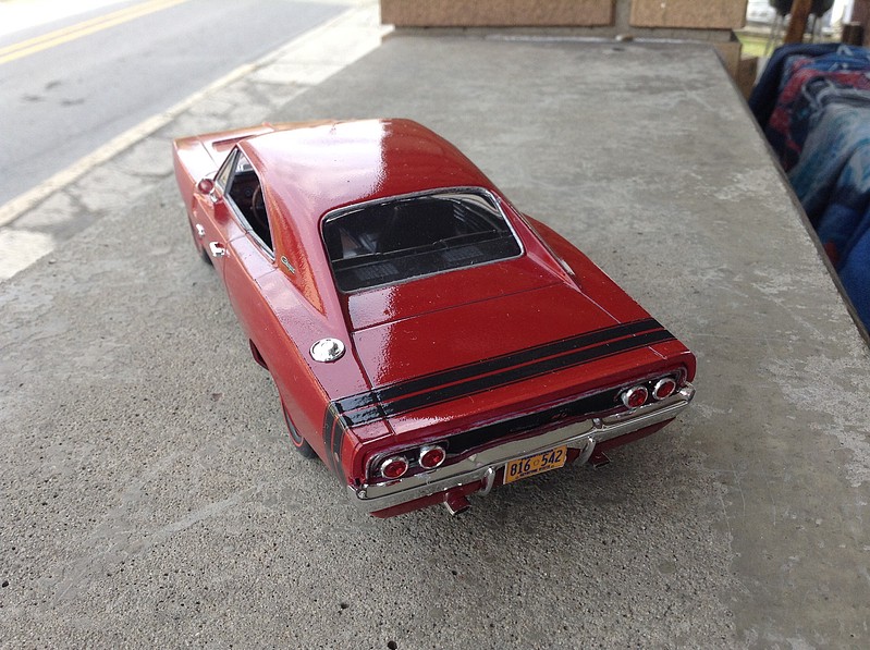 1968 Dodge Charger 2'n1 -- Plastic Model Car Kit -- 1/25 Scale ...