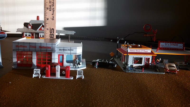 Al's Victory Service Station - Kit - 4 x 6 x 2-1/16'' -- HO Scale Model ...