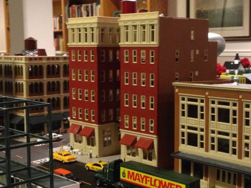 Spectrum Ambassador Hotel -- HO Scale Model Railroad Building -- #88002 ...