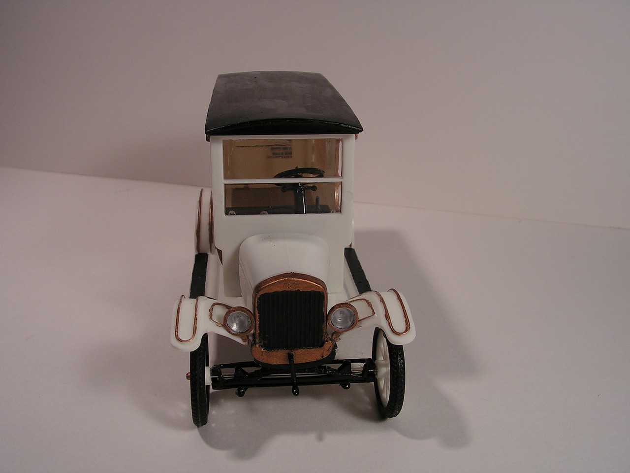1923 Ford Model T Delivery -- Plastic Model Vehicle Kit -- 1/25 Scale ...
