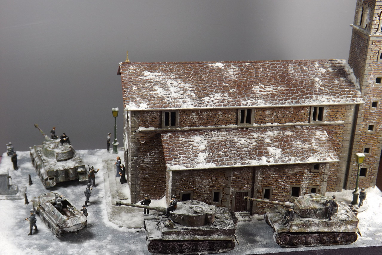 Church Diorama Kit -- Plastic Model Diorama -- 1/72 Scale -- #6174s ...