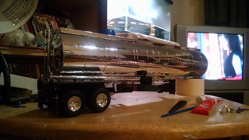 Fruehauf Texaco Plated Tanker Trailer -- Plastic Model Truck Kit -- 1/ ...