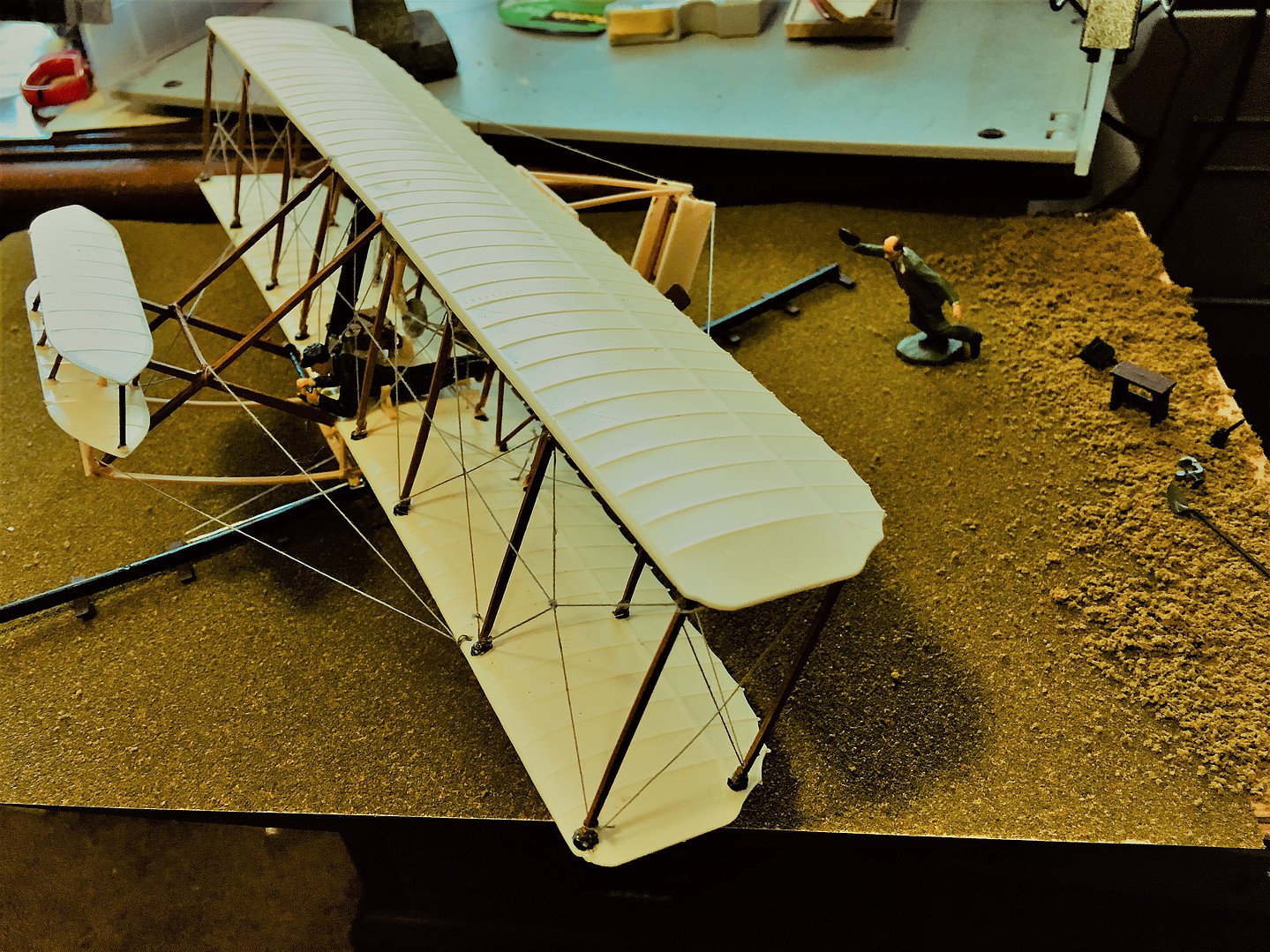 Wright Flyer 1st Powered Flight -- Plastic Model Airplane Kit -- 1/39 ...