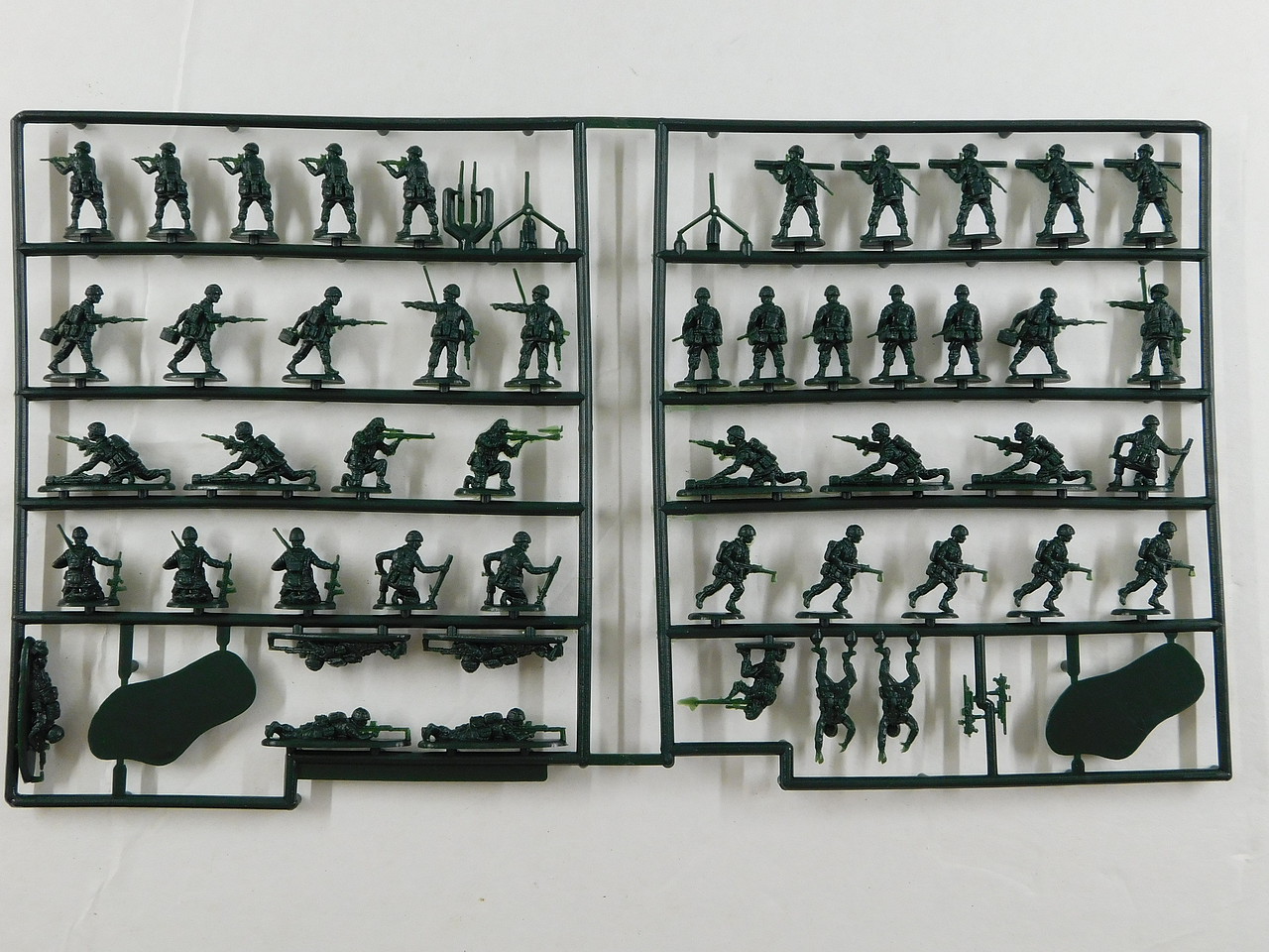 British Infantry (Modern) -- Plastic Model Military Figure Kit -- 1/72 ...