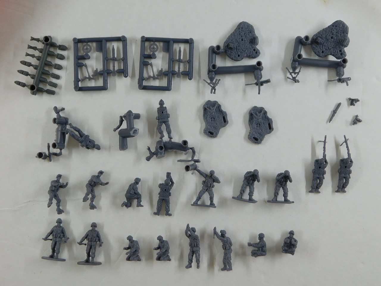 Modern US Soldiers in Action Set #2 (44) -- Plastic Model Military ...