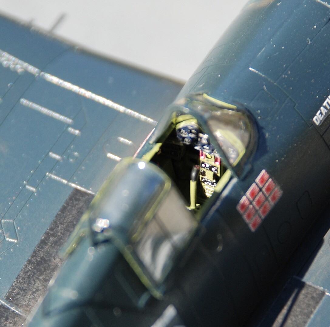 F6F5 Hellcat Aircraft -- Plastic Model Airplane Kit -- 1/72 Scale ...