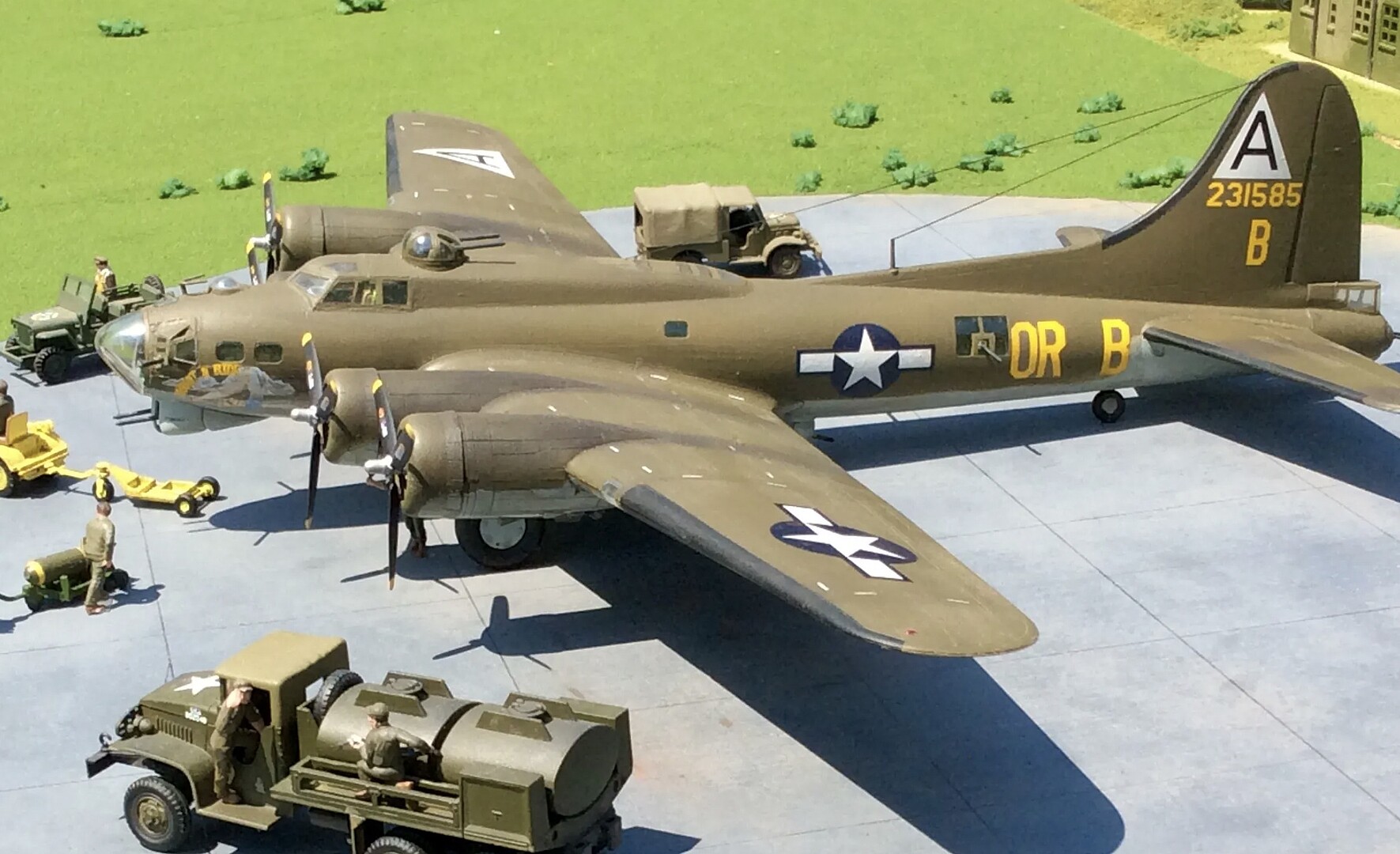 B-17G FLYING FORTRESS1/72 pictures by schopenhauersworkshop.com ( San ...