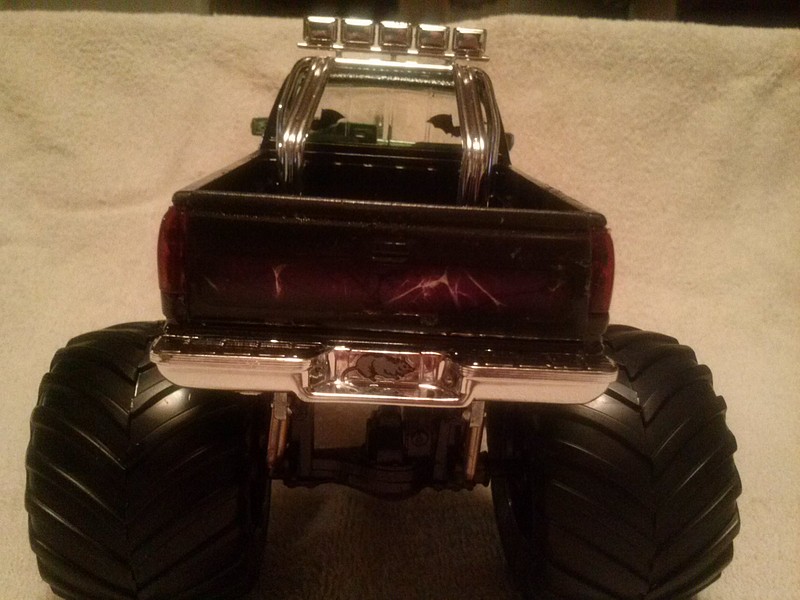 Chevrolet Munster Monster Truck -- Plastic Model Vehicle Kit -- 1/25 ...