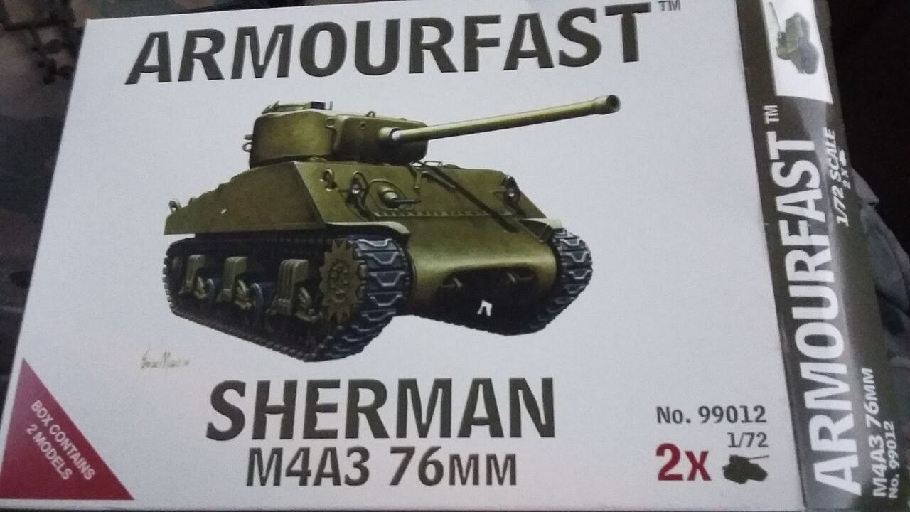 Sherman M4A3 Tank w/76mm Gun (2) -- Plastic Model Tank Kit -- 1/72 ...