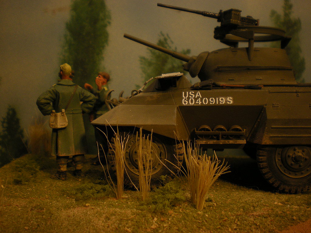 US M8 Lt. Track Greyhound -- Plastic Model Military Vehicle Kit -- 1/35 ...