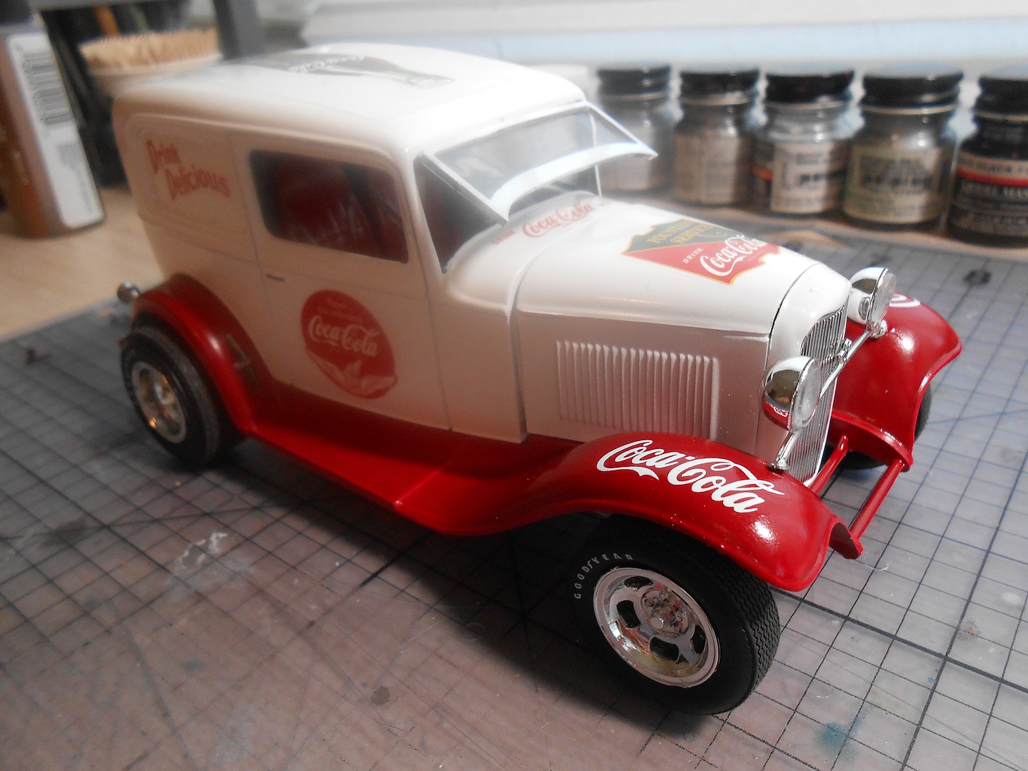 1932 Ford Sedan Delivery Truck, Coca-Cola -- Plastic Model Car Vehicle ...