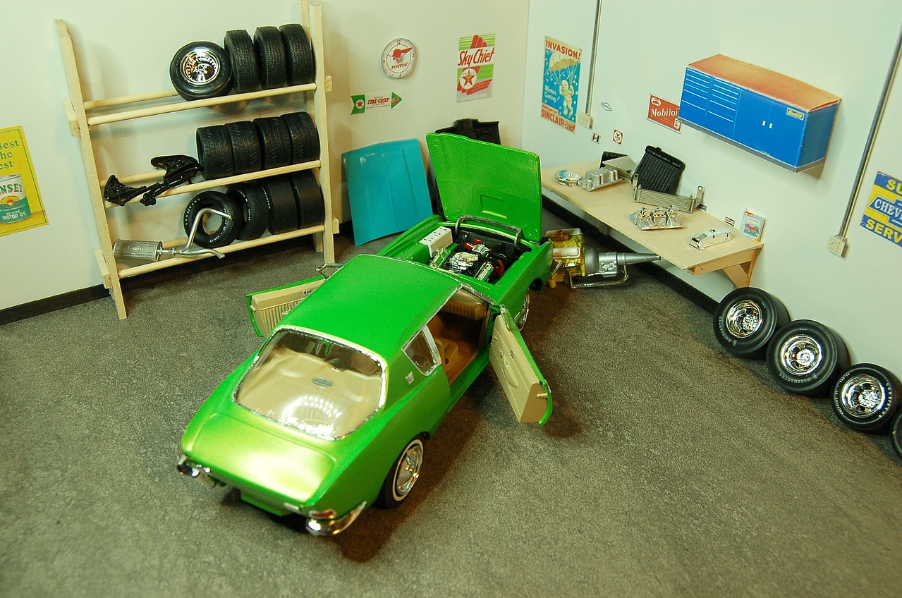 1963 Studebaker Avanti -- Plastic Model Car Kit -- 1/25 Scale -- #780 ...