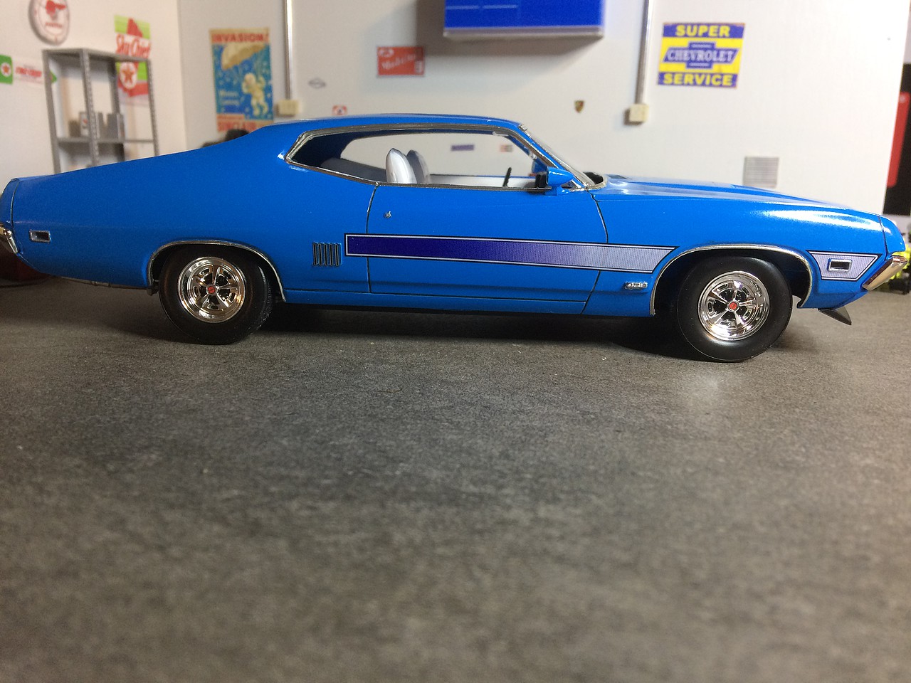 1970 Ford Torino GT 2'n1 -- Plastic Model Car Kit -- 1/25 Scale ...