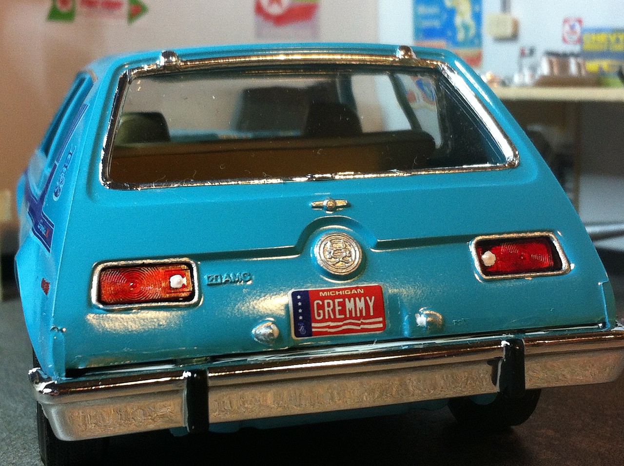 1976 AMC Gremlin -- Plastic Model Car Kit -- 1/25 Scale -- #690 ...