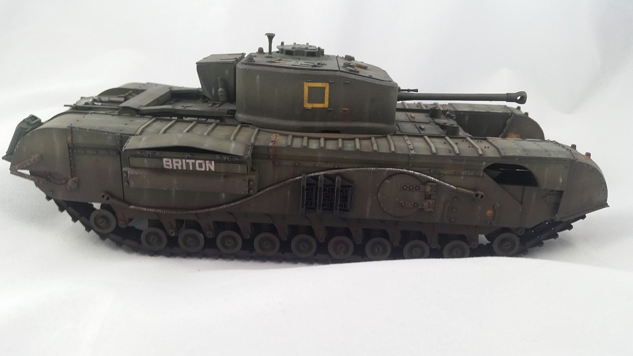 British Churchill C Tank -- Plastic Model Military Vehicle Kit -- 1/35 ...