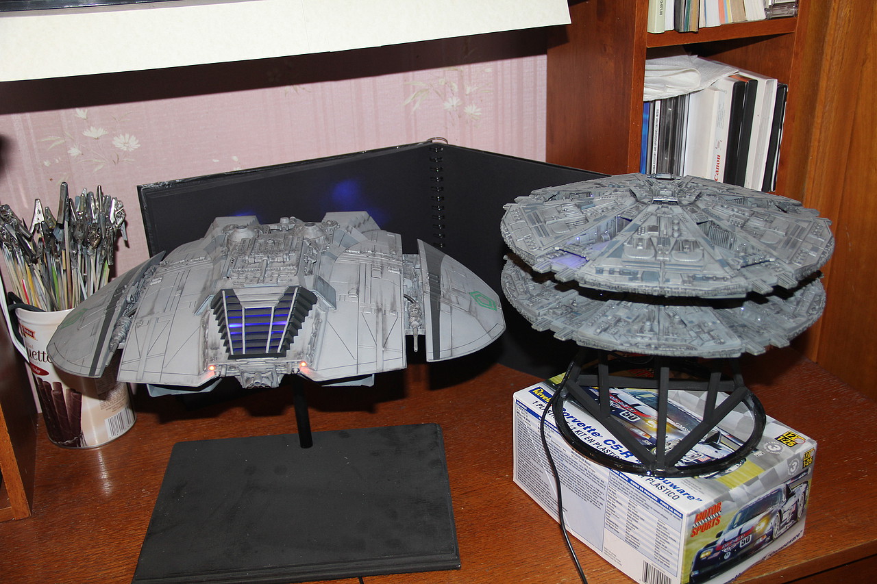 Battlestar Galactica Original Cylon Raider -- Science Fiction Plastic ...