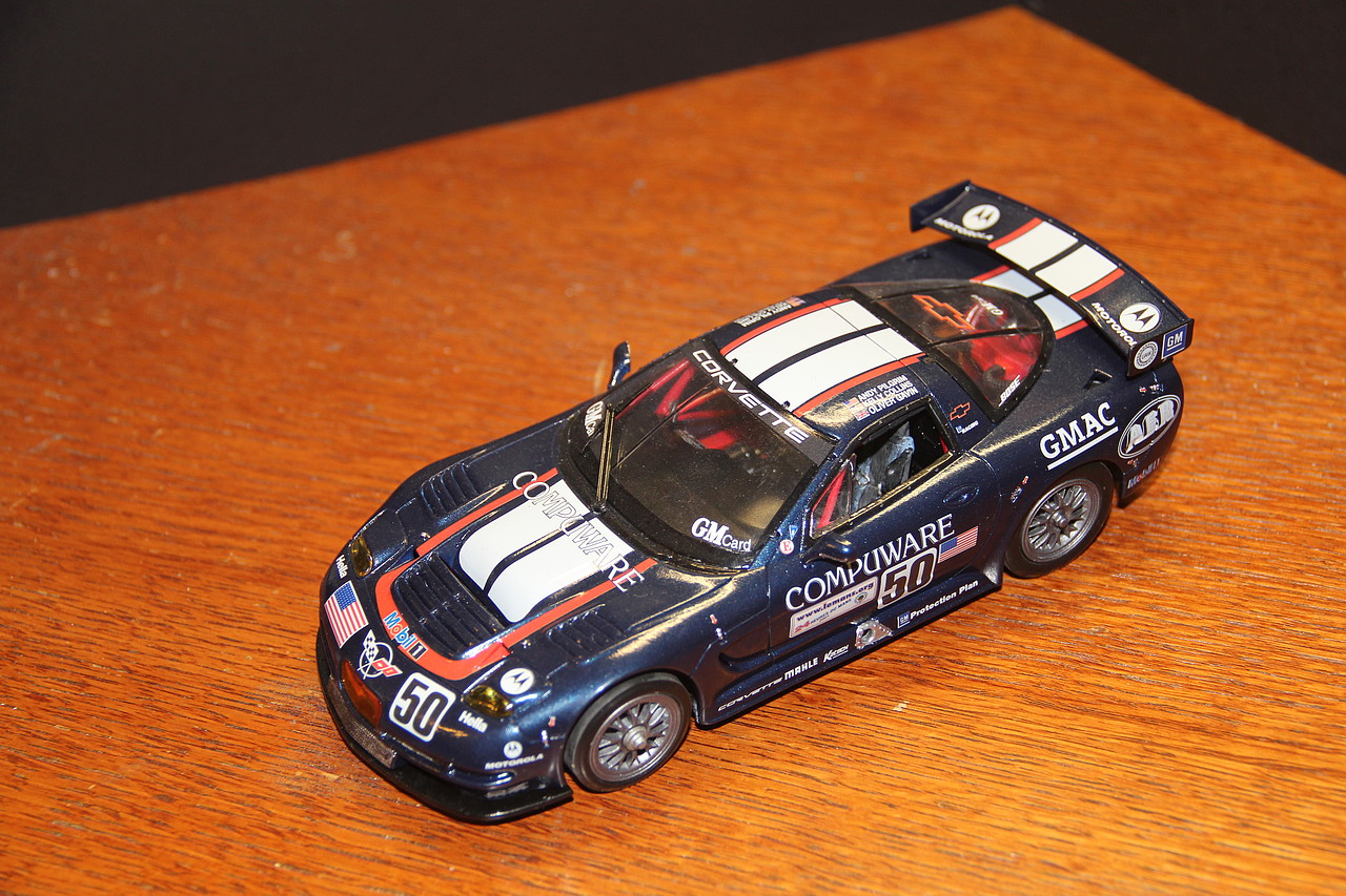 Corvette C5-R Compuware -- Plastic Model Car Kit -- 1/25 Scale ...