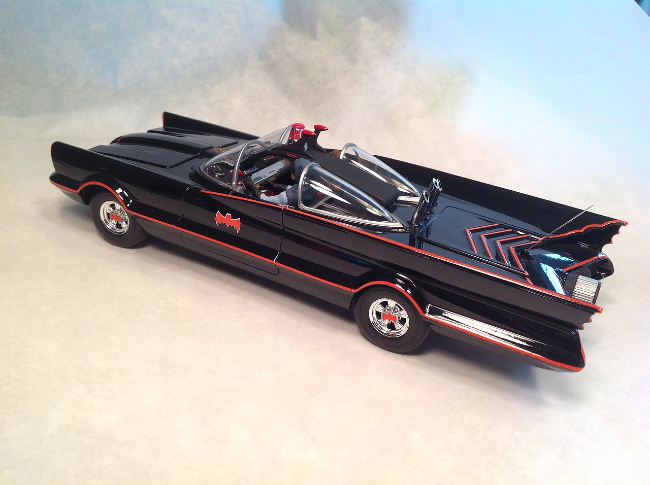 1966 Batmobile with Robin -- Plastic Model Car Kit -- 1/25 Scale -- # ...
