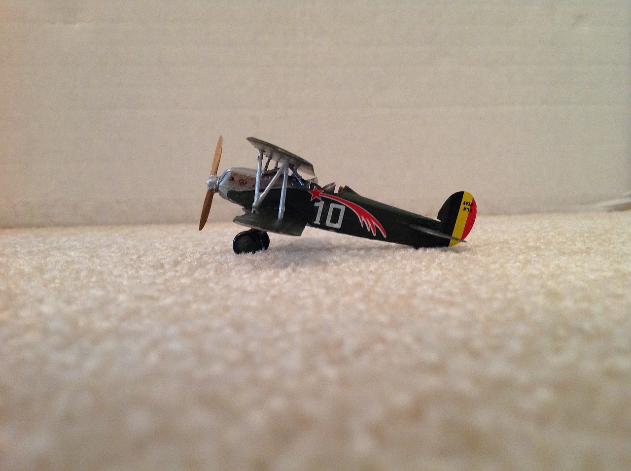 Avia BH21 Czech/Belgian Trainer/Fighter BiPlane -- Plastic Model ...