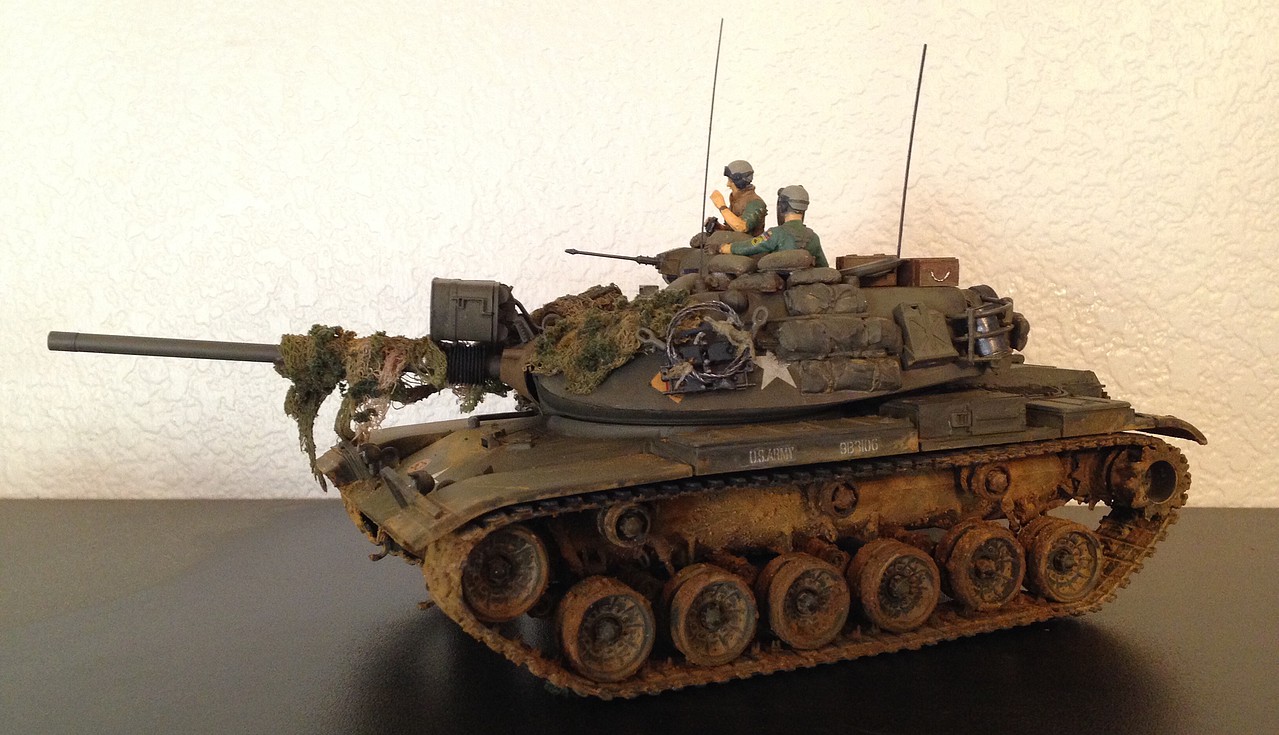 US Tank M60A1 -- Plastic Model Military Vehicle Kit -- 1/35 Scale ...