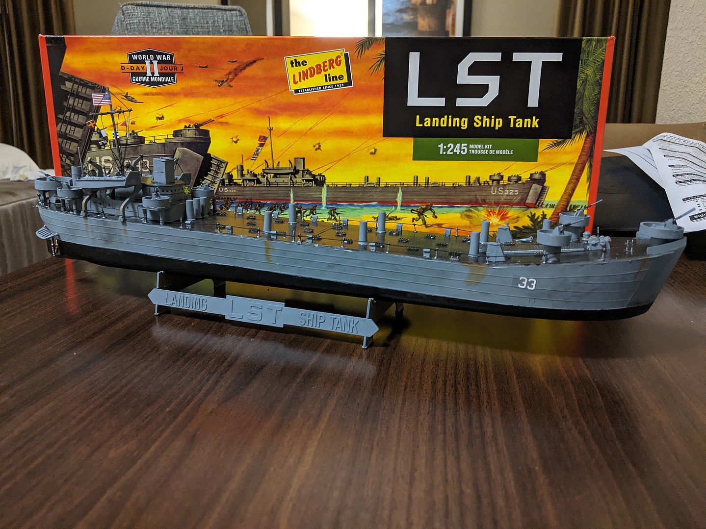 L.S.T. (Landing Ship Tank) -- Plastic Model Military Ship Kit -- 1/245 ...