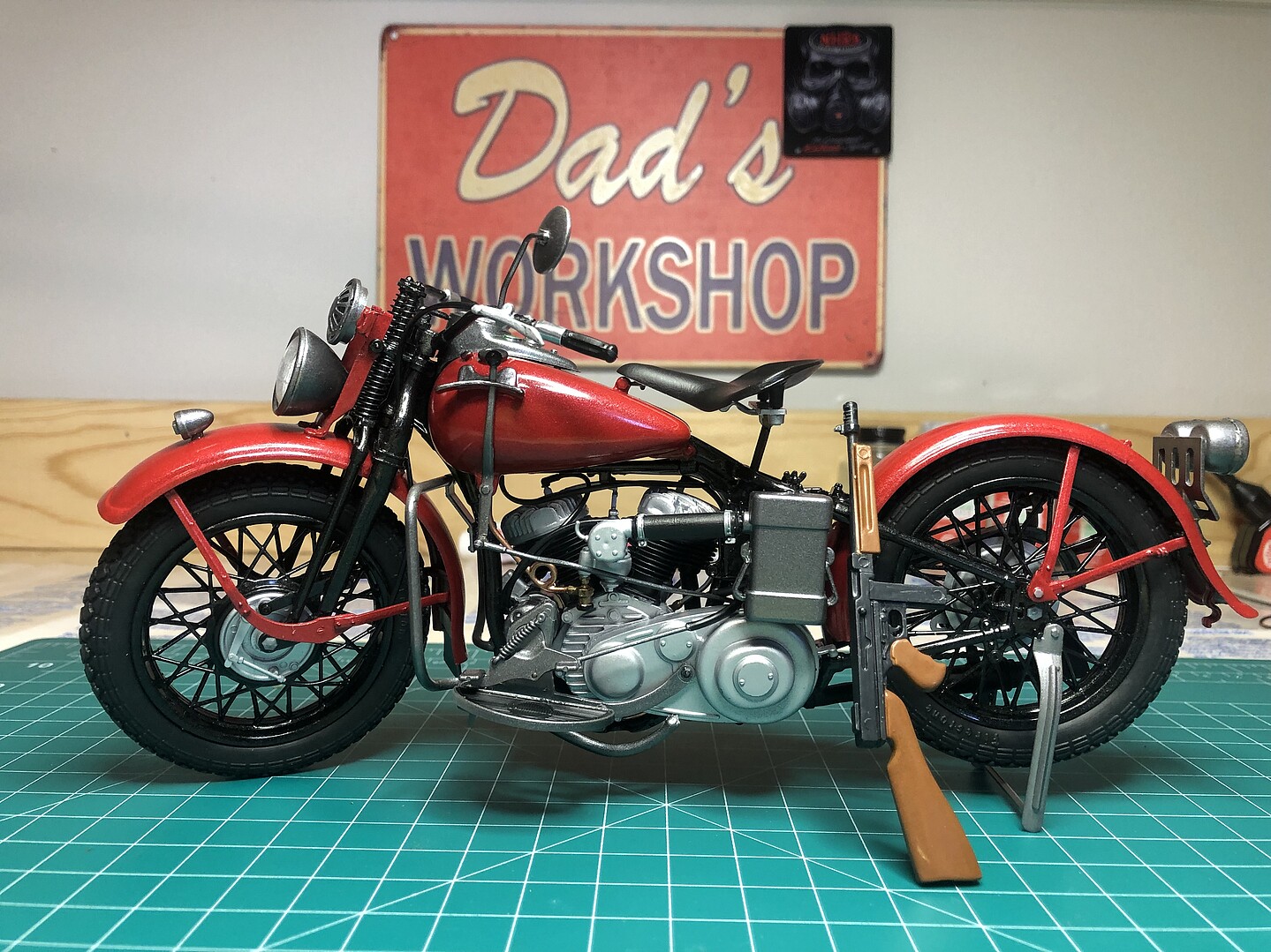 US Army WWII Motorcycle WLA-45 -- Plastic Model Motorcycle -- 1/9 Scale ...