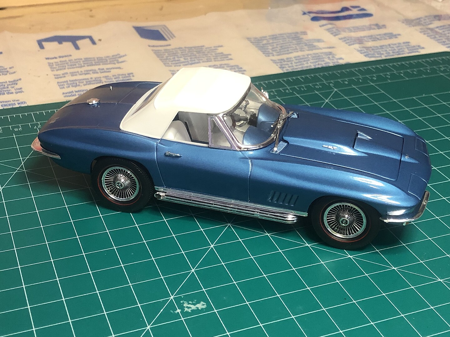 1967 Corvette Coupe -- Plastic Model Car Kit -- 1/25 Scale -- #854517 ...