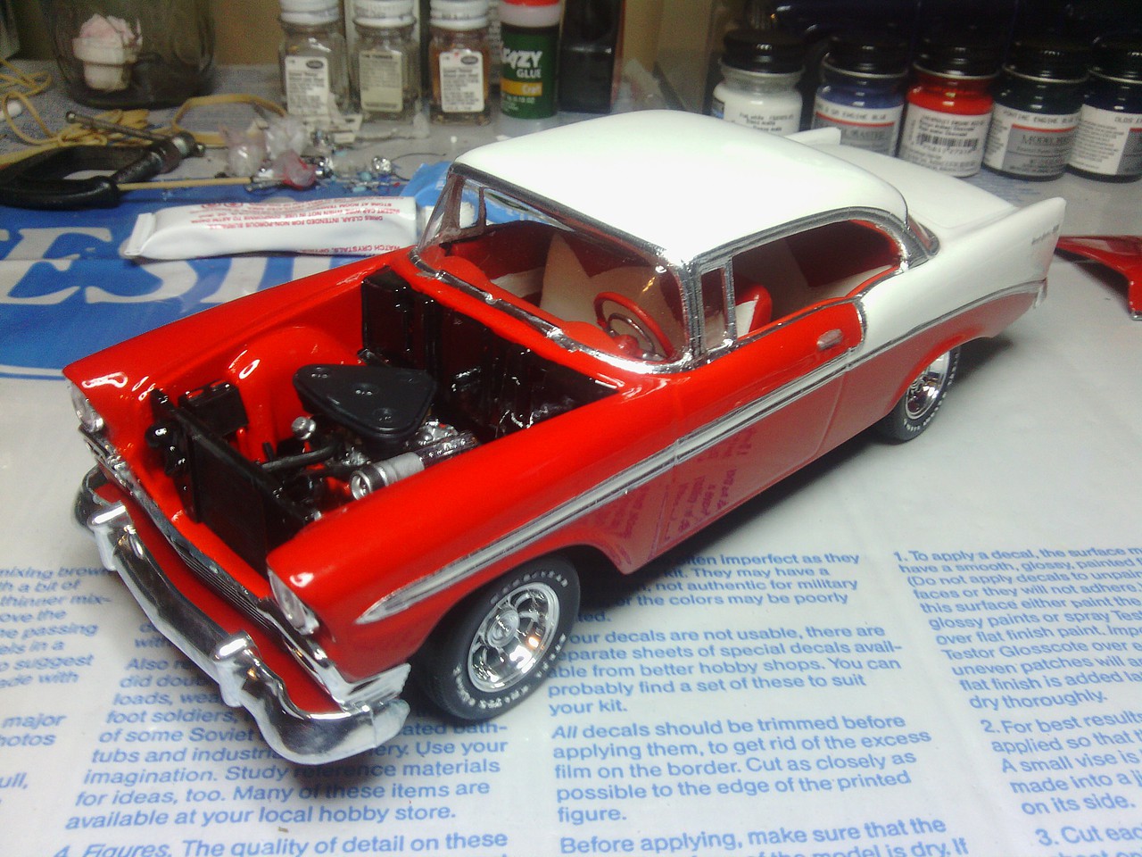1957 Chevy Bel Air 2 Door Sedan 2'n1 -- Plastic Model Car Kit -- 1/25 ...