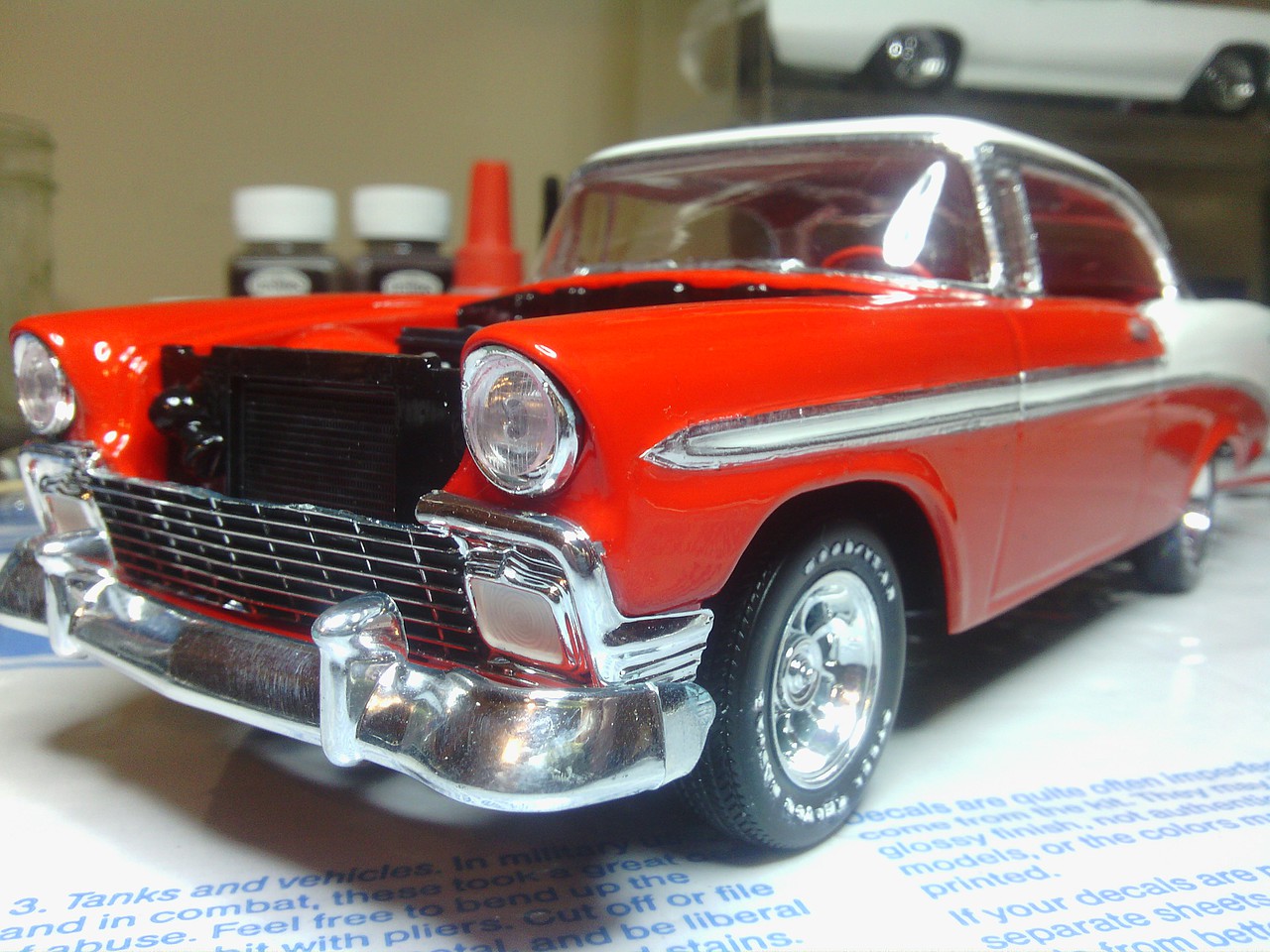1957 Chevy Bel Air 2 Door Sedan 2'n1 -- Plastic Model Car Kit -- 1/25 ...