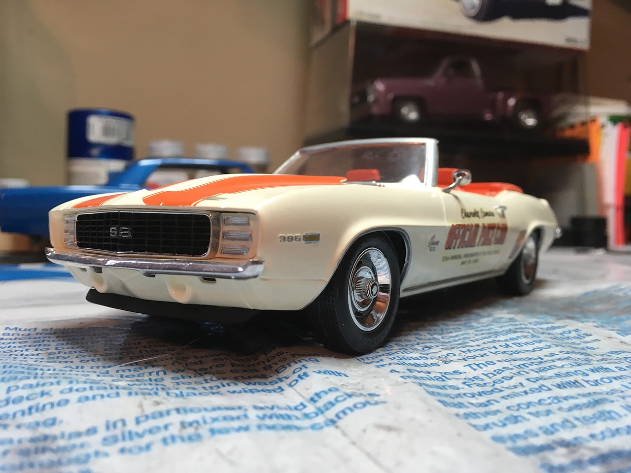 1969 Camaro Convertible -- Plastic Model Car Kit -- 1/25 Scale ...