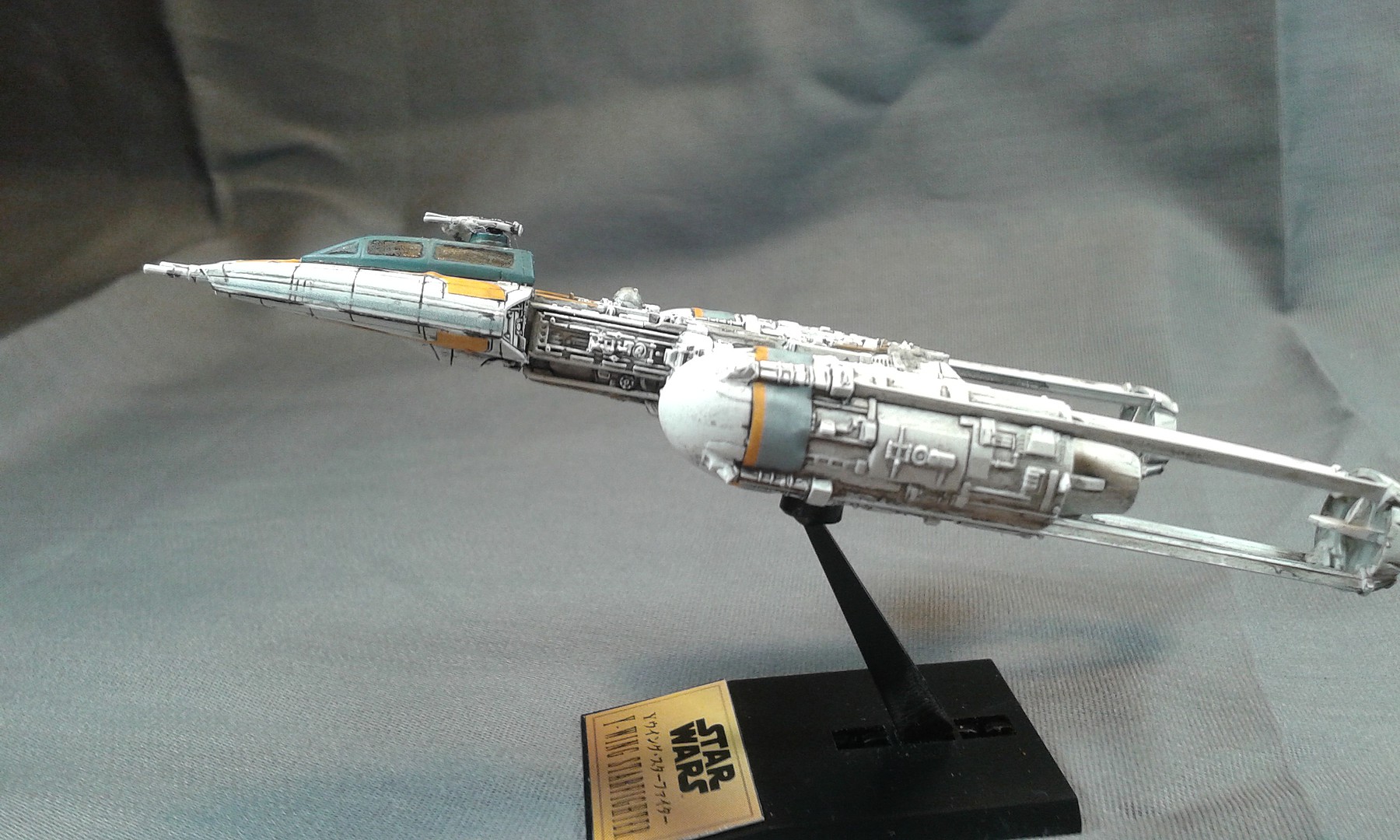 Star Wars - Y-Wing Starfighter (Snap) -- Plastic Model Vehicle Kit -- 1 ...