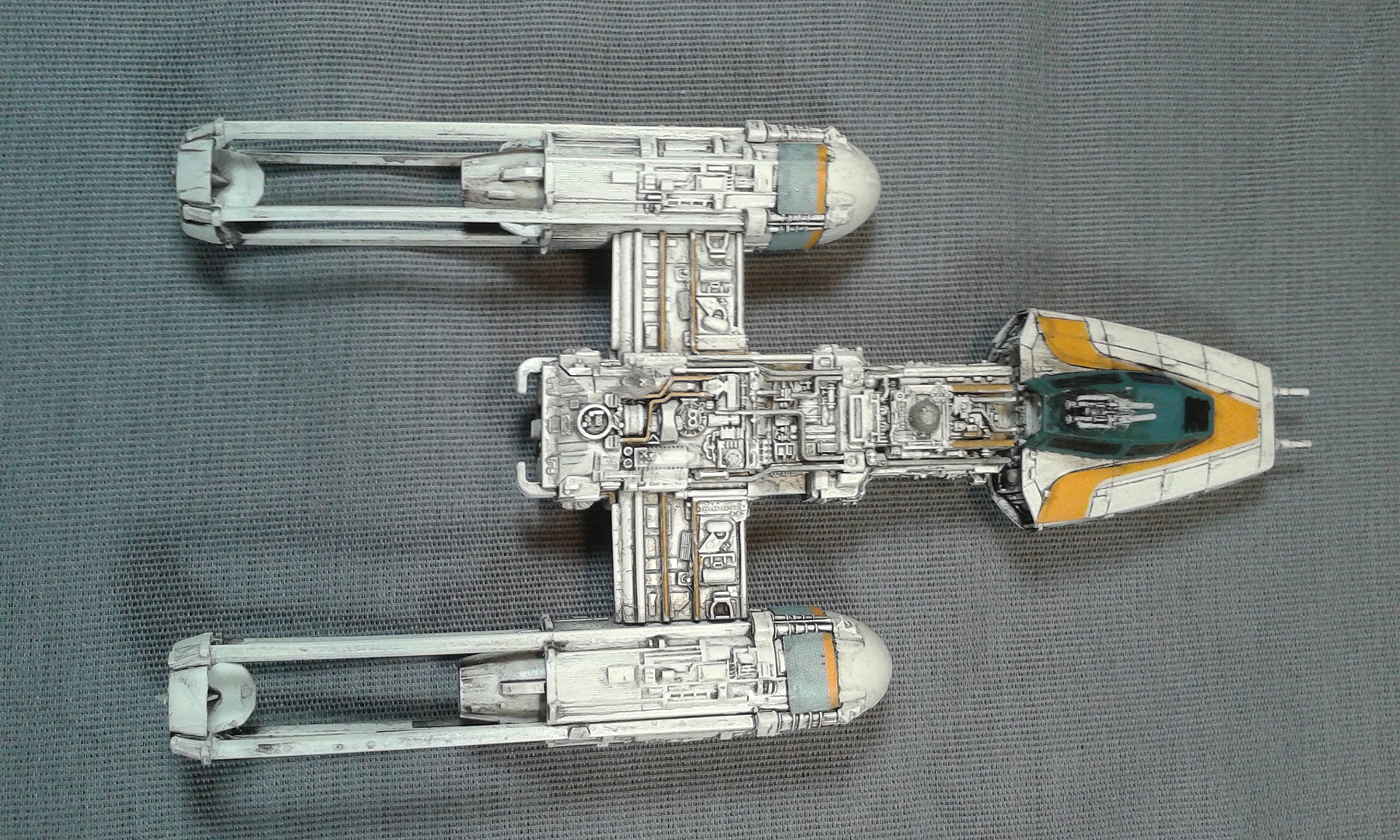 Star Wars - Y-Wing Starfighter (Snap) -- Plastic Model Vehicle Kit -- 1 ...